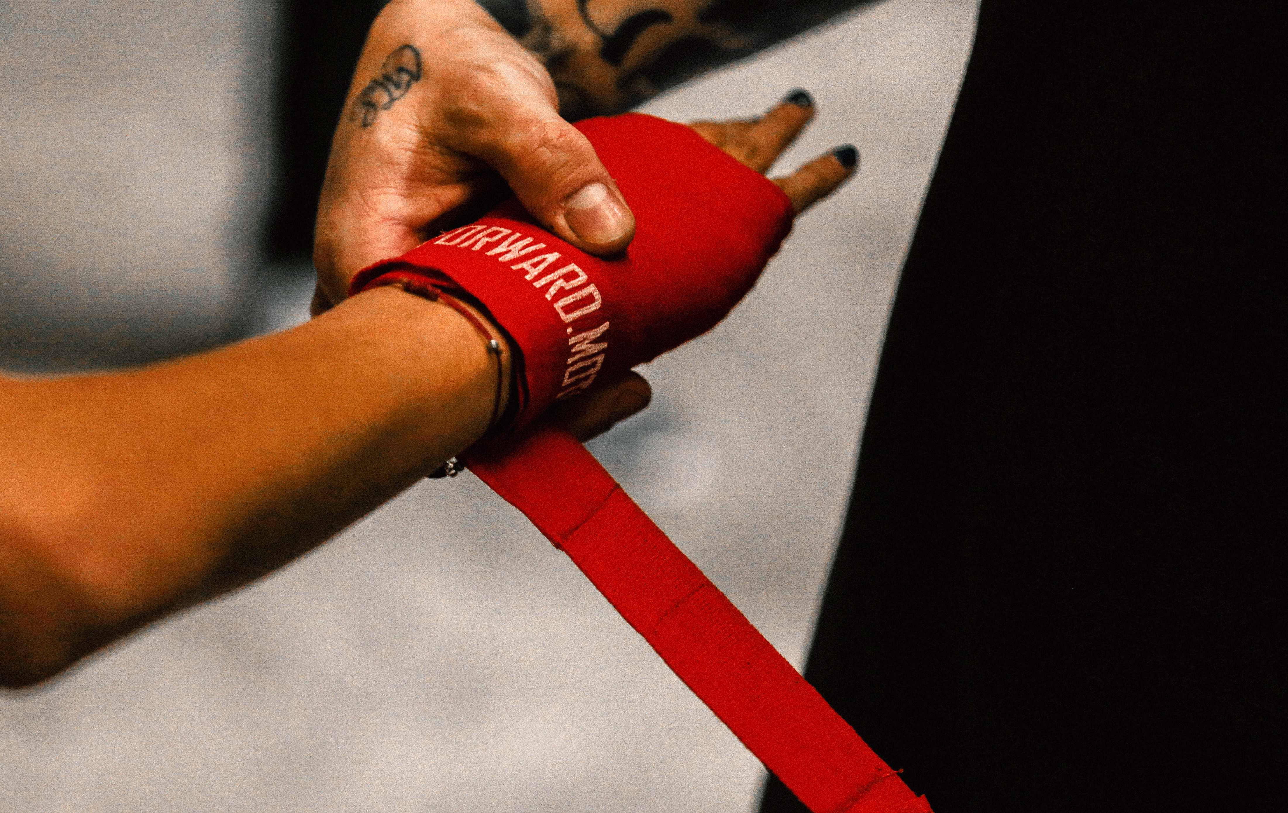 Onward How to Wrap Hands - Basic Hand Wrap Technique – Onward Athletics